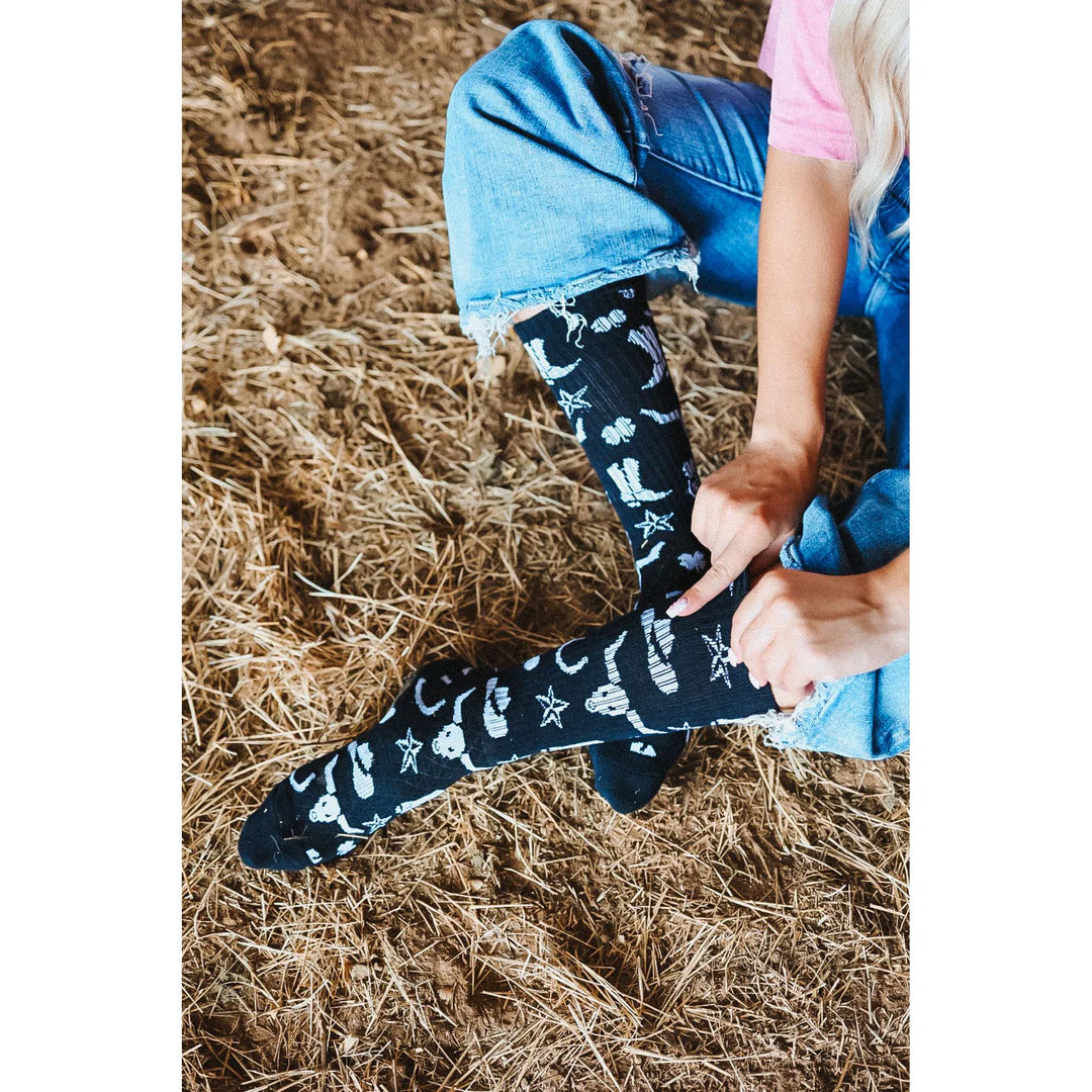Lucky Chuck Performance Boot Socks-Get Western Black and White ...